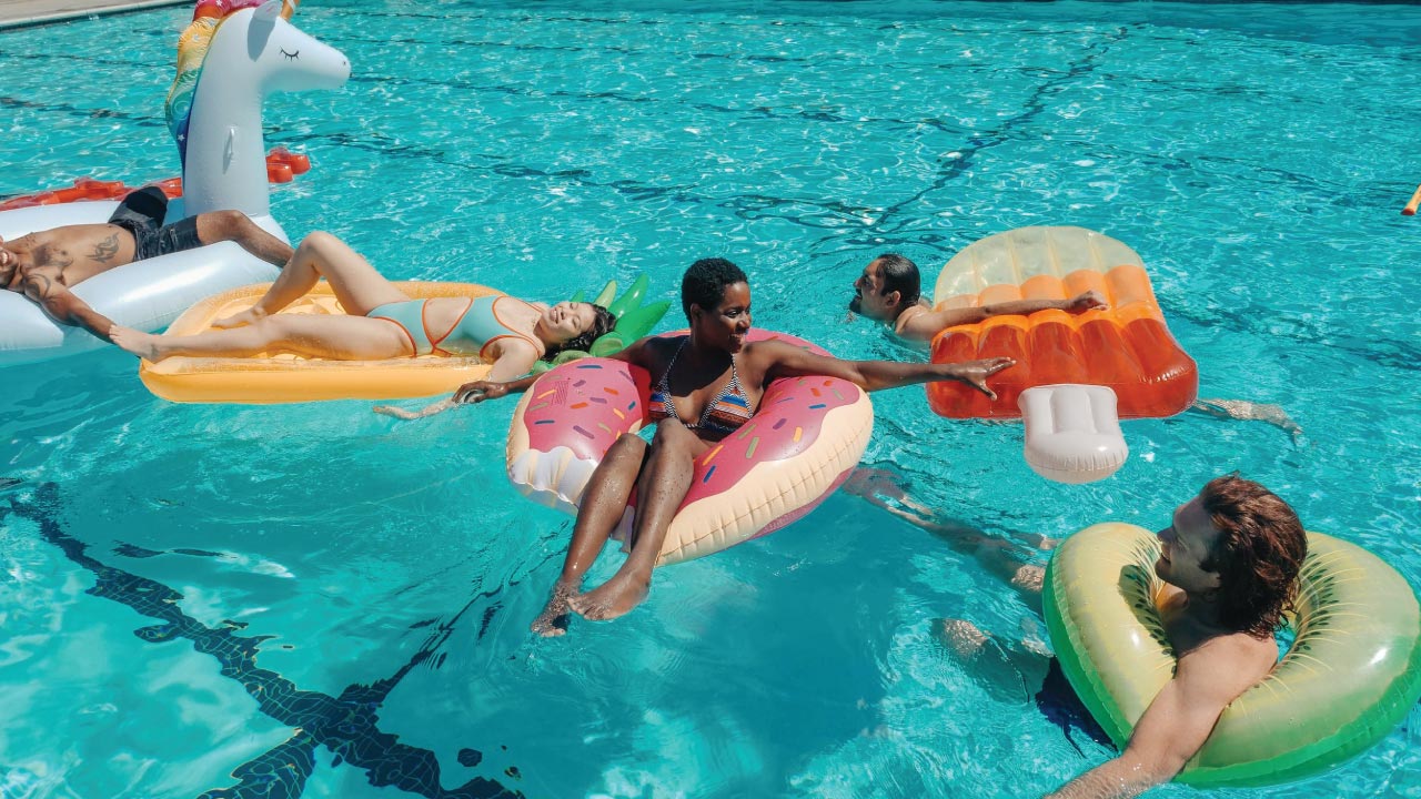 20 Funny Pool Floats For Adults